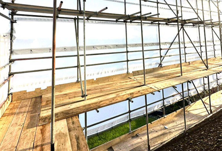 Scaffolding Contractors London | Large Scale Scaffolding | B&T